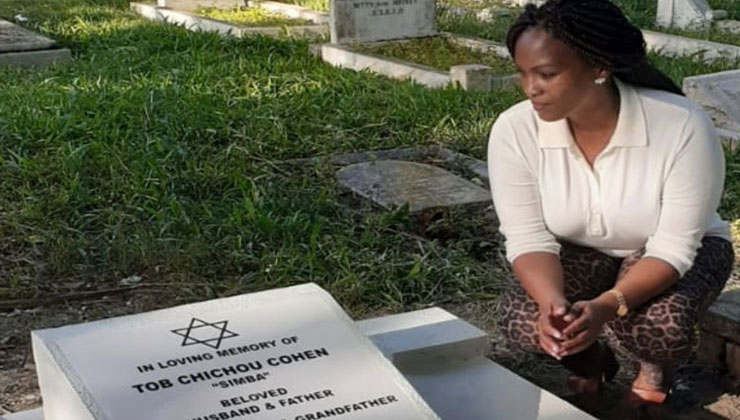 Sarah Wairimu visits Cohen’s grave | PHOTOS - K24 Digital